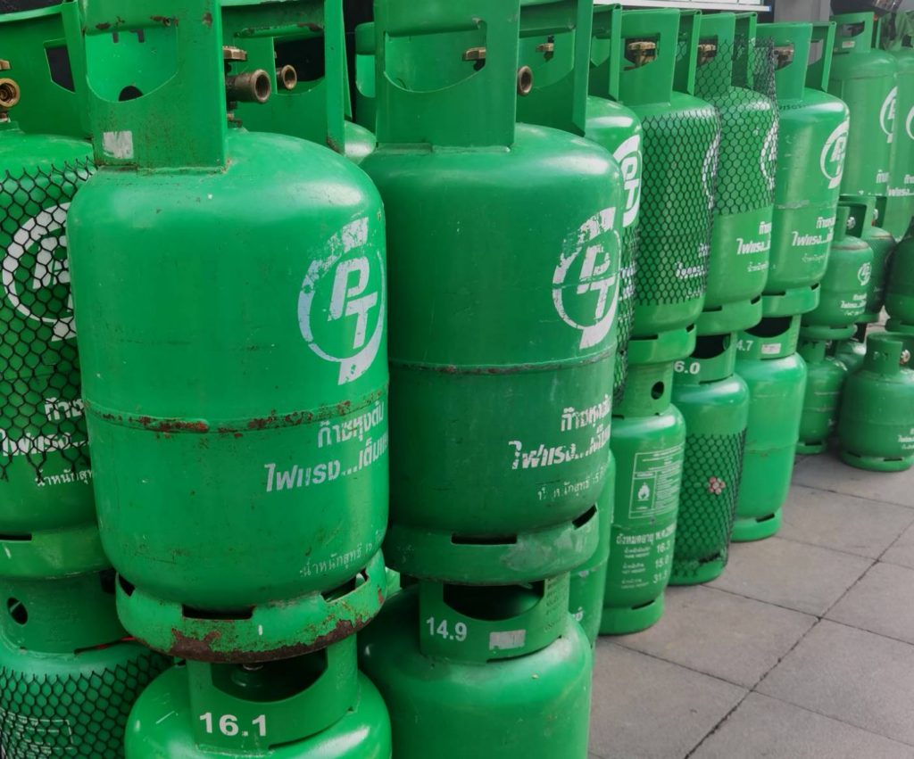กบง.เตรียมเคาะราคา LPG งวด พ.ย.65 ก่อนหมดมาตรการตรึงราคา 408 บาท สิ้น ต.ค.นี้ | Energy News Center